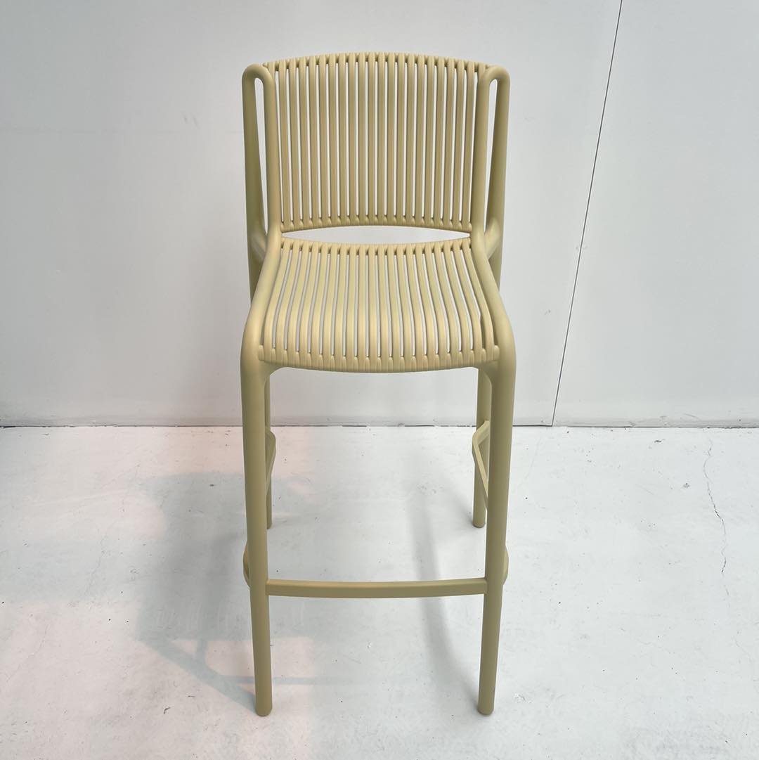 Cali PP Bar Stool – Razzino Furniture