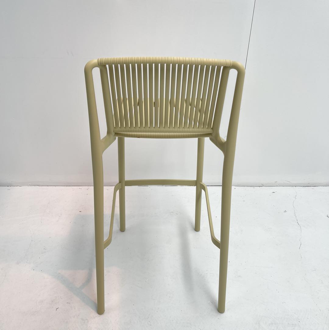 Cali PP Bar Stool – Razzino Furniture